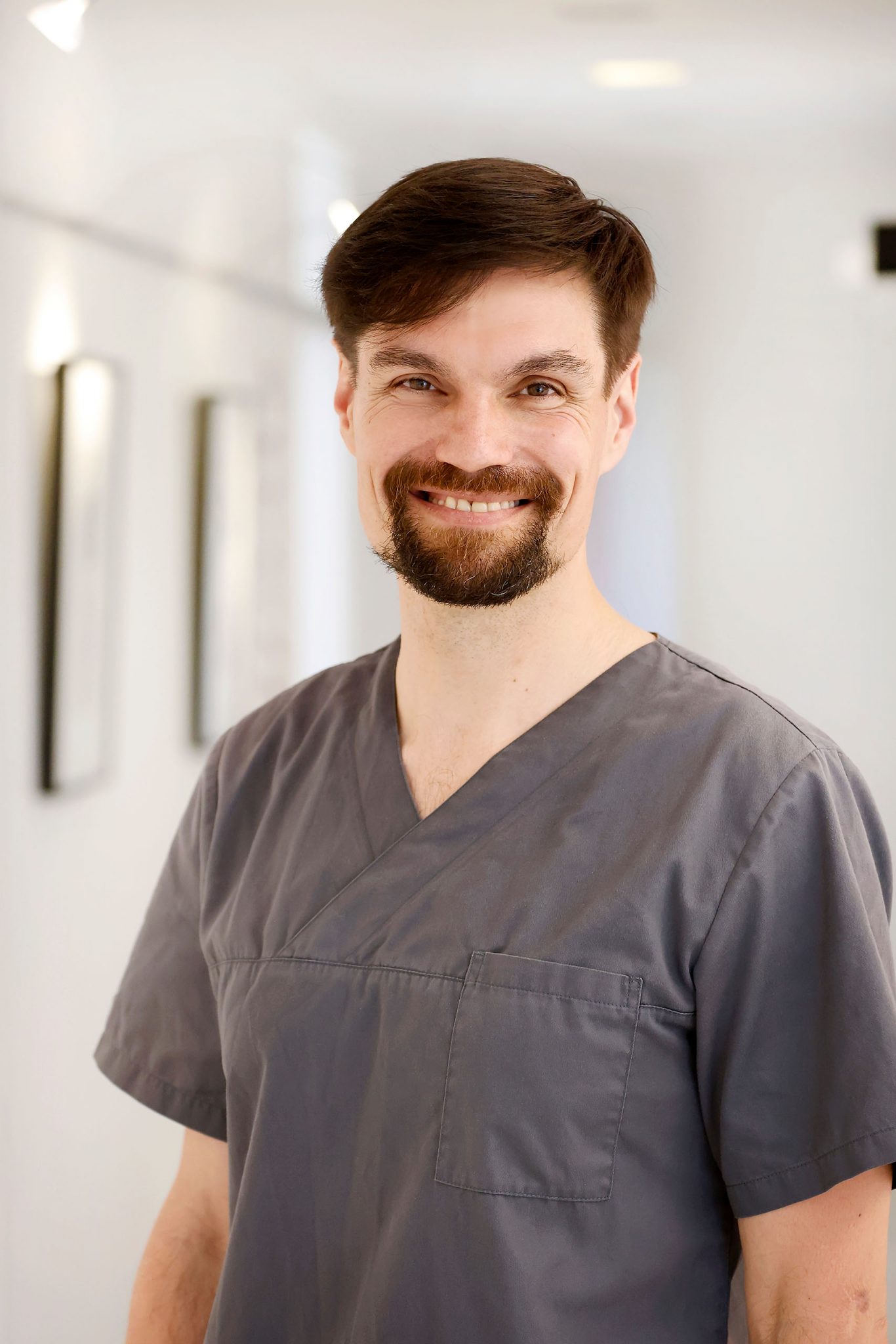 Dr. med. dent. Alex Schürz - Zahnärzte im Römerweg